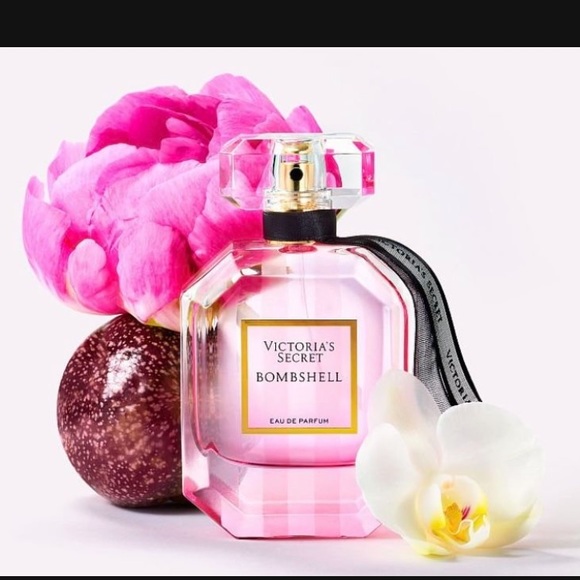 Victoria's Secret | Makeup | Nwt Victoria Secret Bombshell Perfume 0ml ...